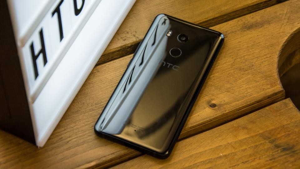 HTC U12+ có thể sẽ được giới thiệu vào cuối tháng sau | Sforum