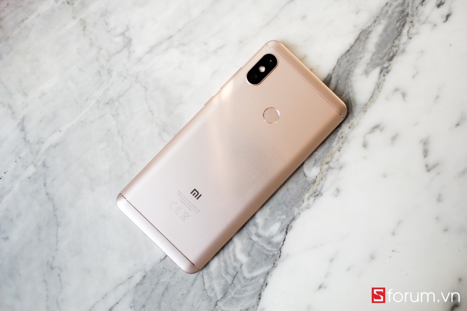 Mở hộp và trên tay nhanh Xiaomi Redmi Note 5 chính hãng: Snapdragon 636 ...