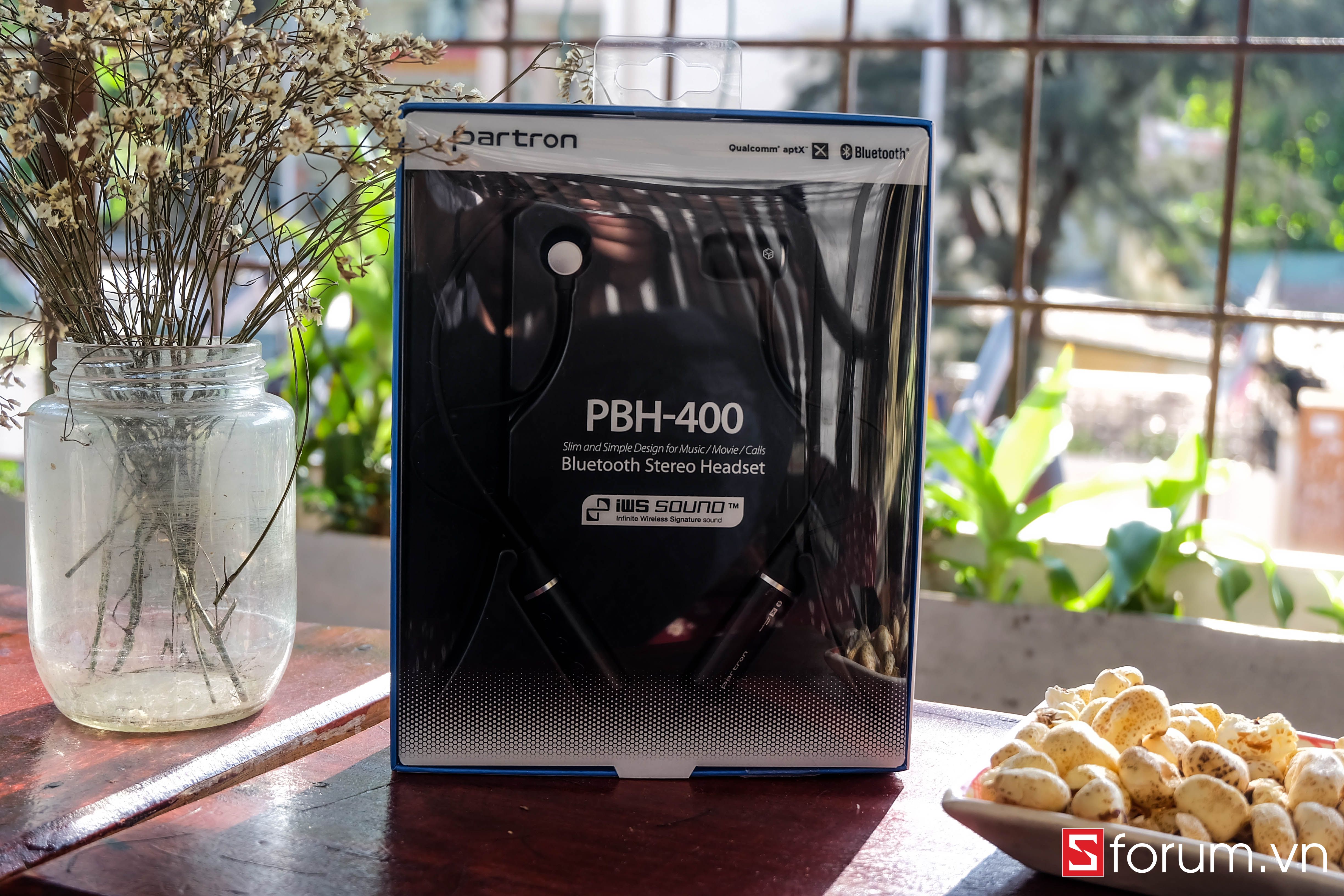 Đánh giá Partron PBH-400: Tai nghe không dây đầu tiên được trang bị ...