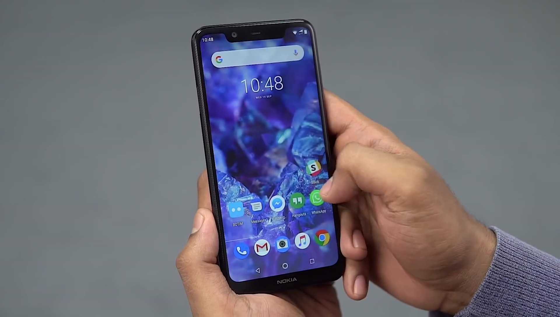 Mở hộp Nokia 5.1 Plus: Tai thỏ, cấu hình mạnh mẽ, camera kép, chạy ...