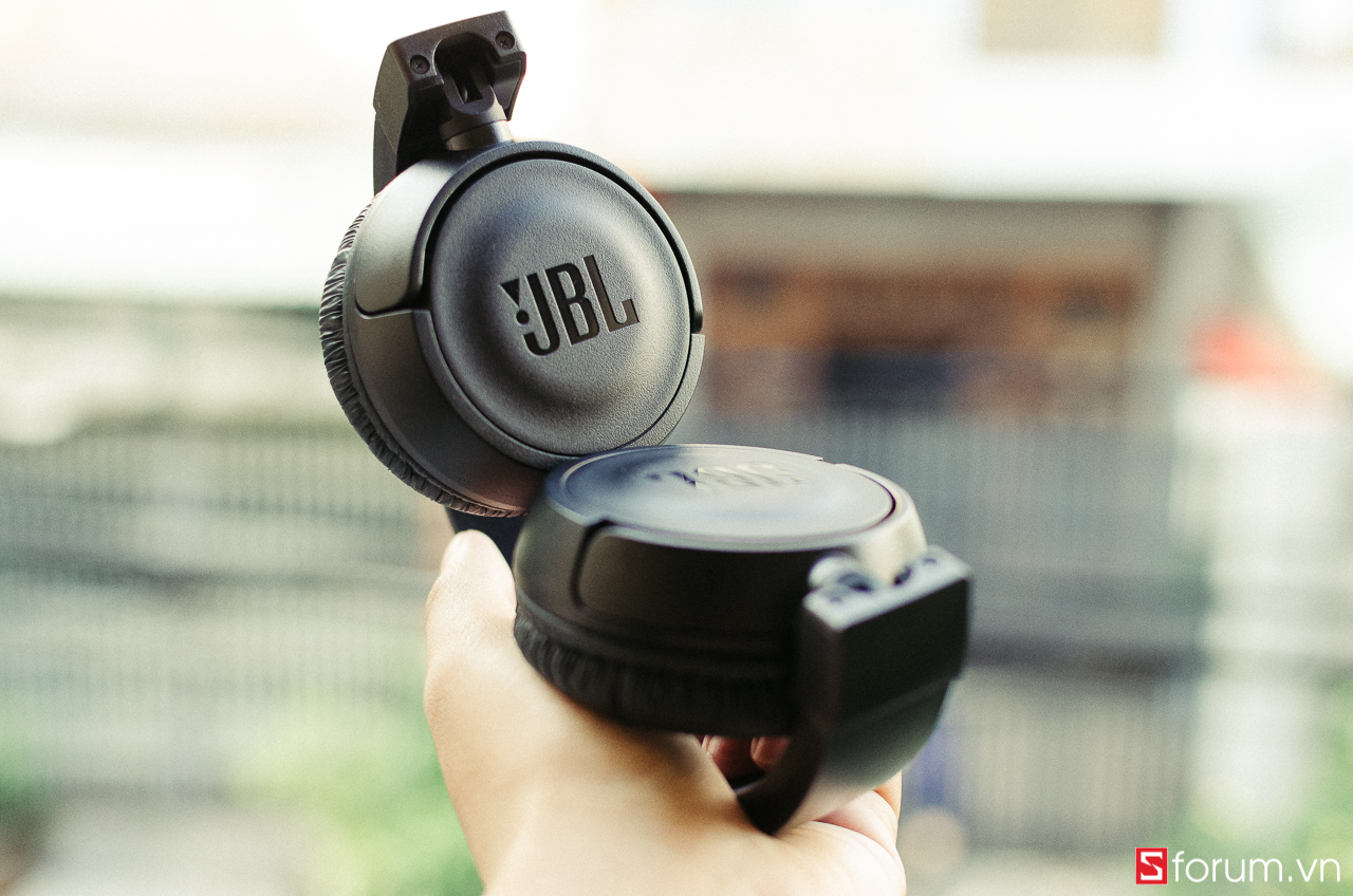 Đánh giá tai nghe JBL T450BT: chiếc tai nghe có cảm giác đeo thoải mái ...
