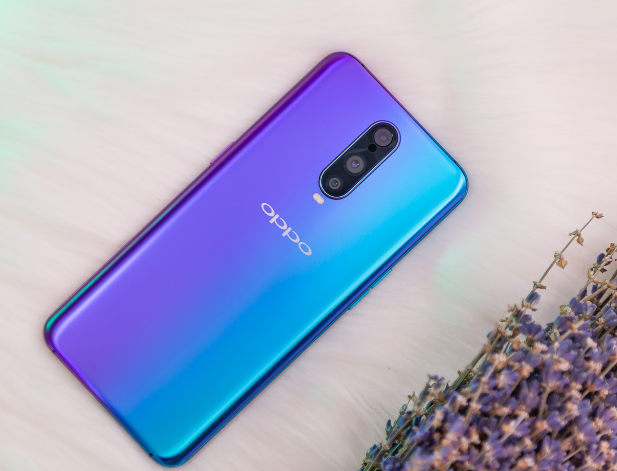 7 tính năng cực kì "xịn sò" có trên OPPO R17 Pro