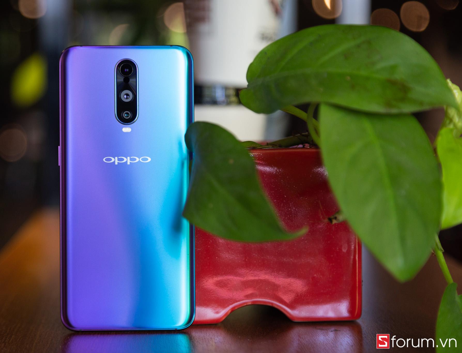 OPPO R17 Pro liệu đắt nhưng có "xắt ra miếng"?