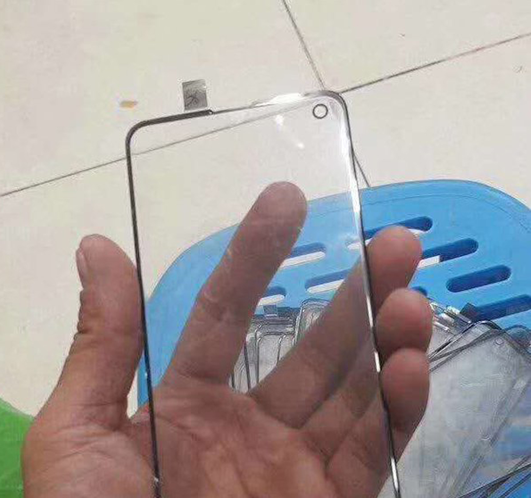Bằng chứng cho thấy "nốt ruồi" trên Galaxy S10 sẽ nhỏ gọn và tinh tế hơn Galaxy A8s