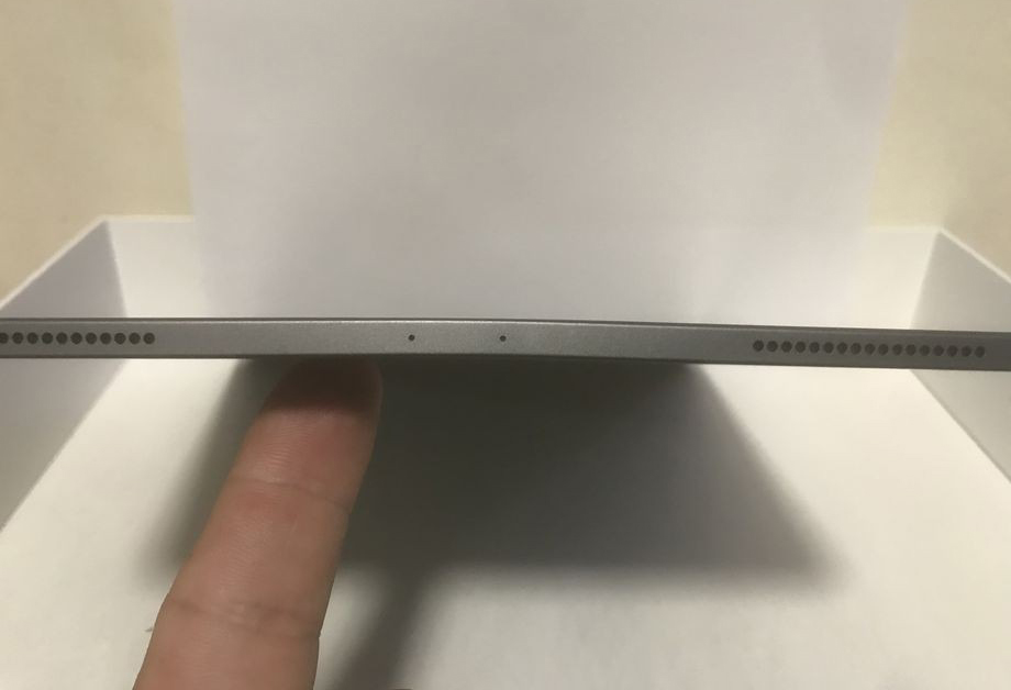 Apple khẳng định iPad Pro bị cong ngay từ khi mở hộp vẫn đạt tiêu chuẩn chất lượng về độ bền