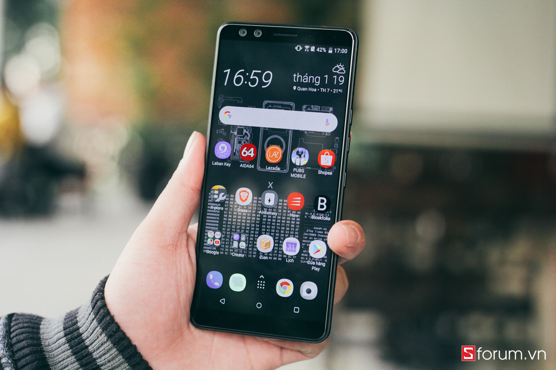 Trên tay HTC Exodus 1 tại VN: Smartphone chuyên tiền ảo, cấu hình ...