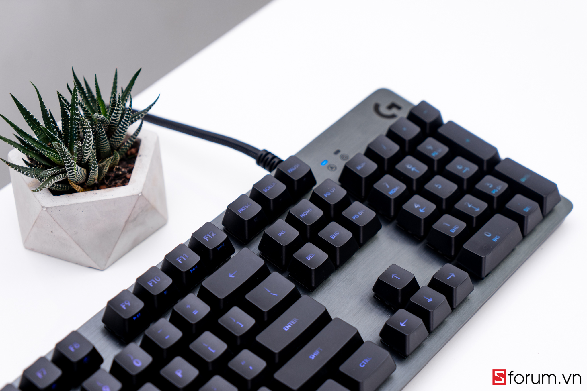 Đánh giá Logitech G512 Carbon: Kẻ tiên phong cho tham vọng chiếm lĩnh ...