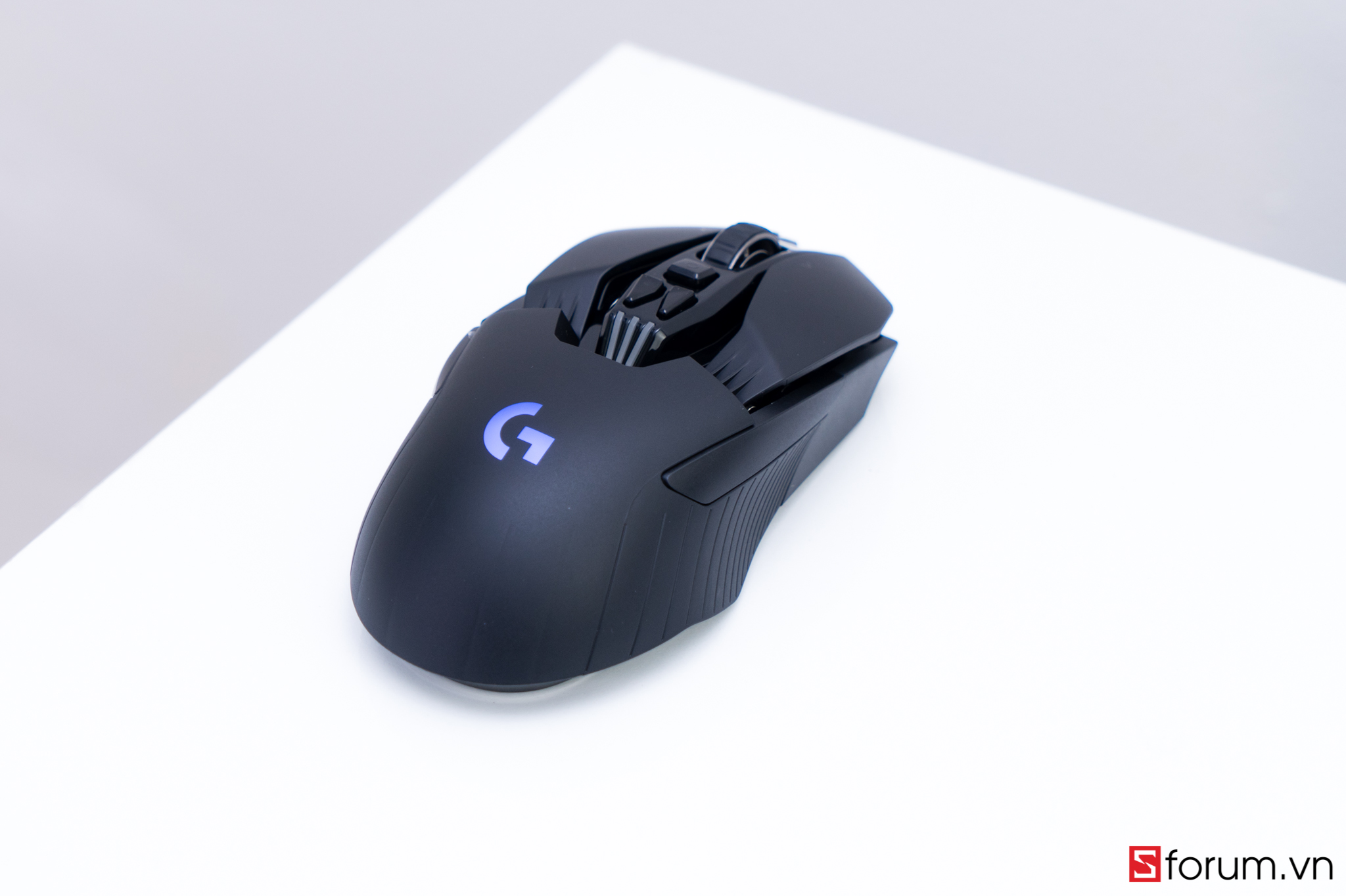 Đánh giá Logitech G903: Thà là đắt, nhưng xắt ra miếng