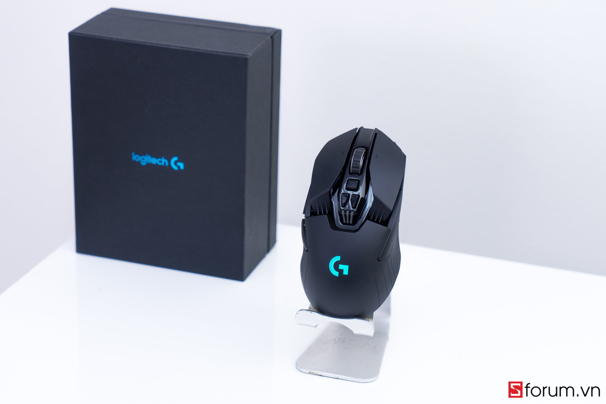Đánh giá Logitech G903: Thà là đắt, nhưng xắt ra miếng