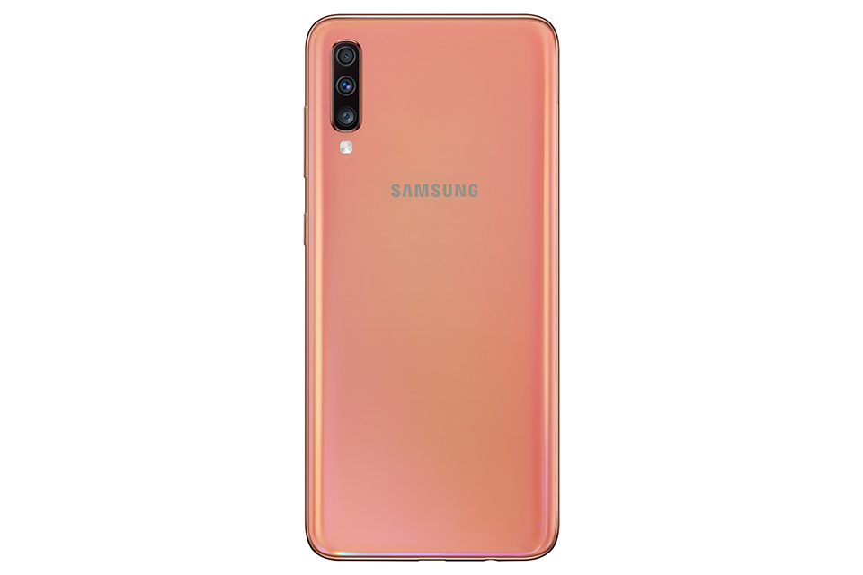Galaxy A70 chính thức: Màn hình 6.7 inch, camera selfie 32MP, 3 camera ...