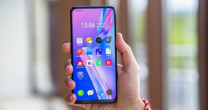 Chưa ra mắt, Realme 4 Pro đã lộ video trên tay: Có 3 camera sau, cảm ...