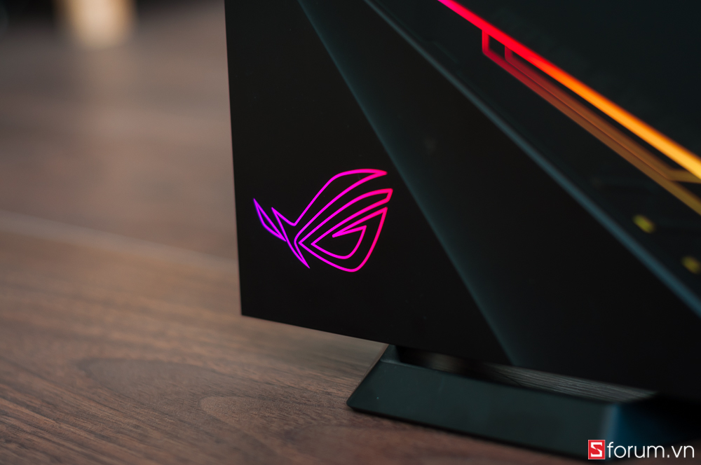 Trên tay router ASUS ROG Rapture GT-AC2900: Đèn LED huyền hảo, giá sẽ cao