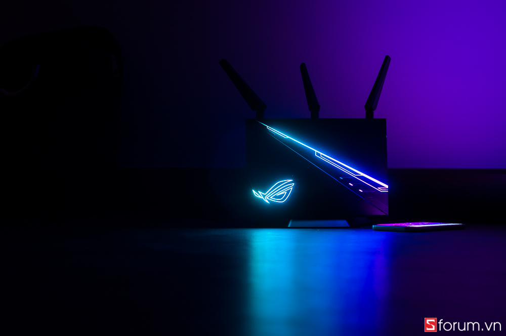 Trên tay router ASUS ROG Rapture GT-AC2900: Đèn LED huyền hảo, giá sẽ cao