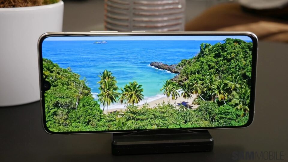 Samsung Galaxy A90 5G: Dòng A-Series có cấu hình flagship