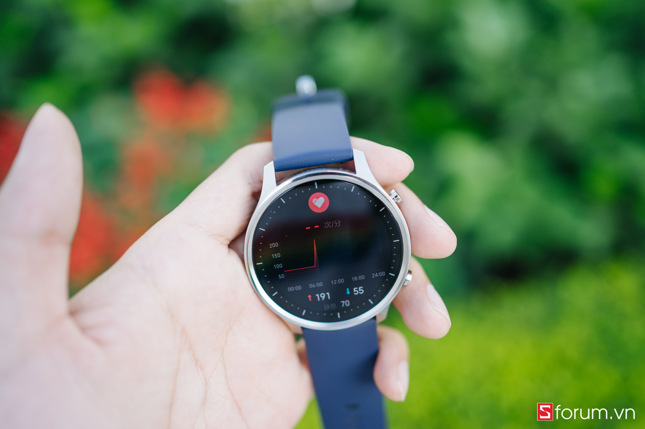 Cận cảnh Xiaomi Mi Watch Color tại VN: Phiên bản giá rẻ hơn của Mi Watch