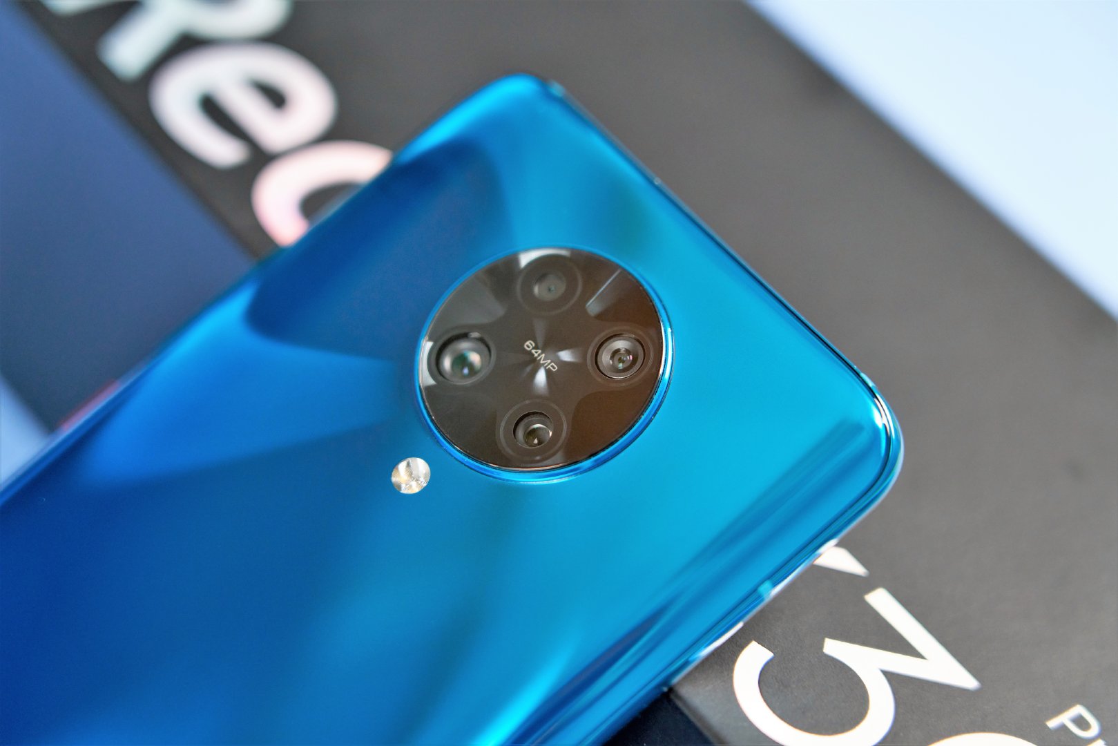 Cận cảnh K30 Pro ra mắt: Chip khủng, giá chưa tới 10tr