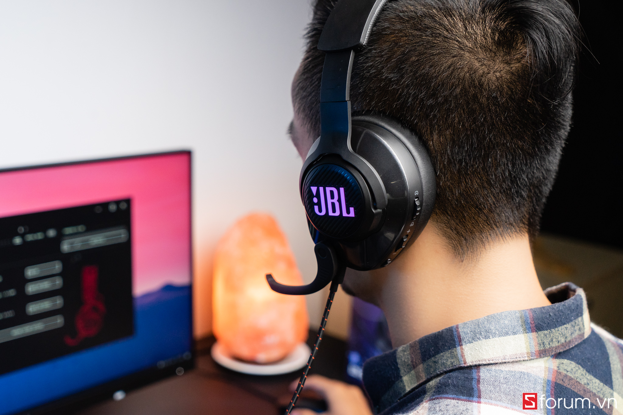 Đánh giá JBL Quantum 400: JBL đã nghiêm túc với thị trường tai nghe gaming?