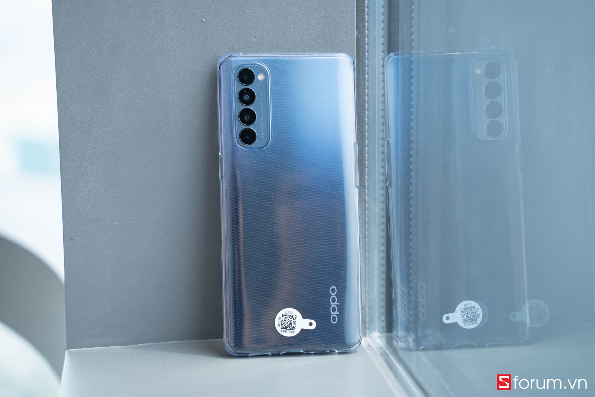 “Đập hộp” OPPO Reno4 Pro tại Việt Nam: Đẹp và sang trọng, màn hình ...