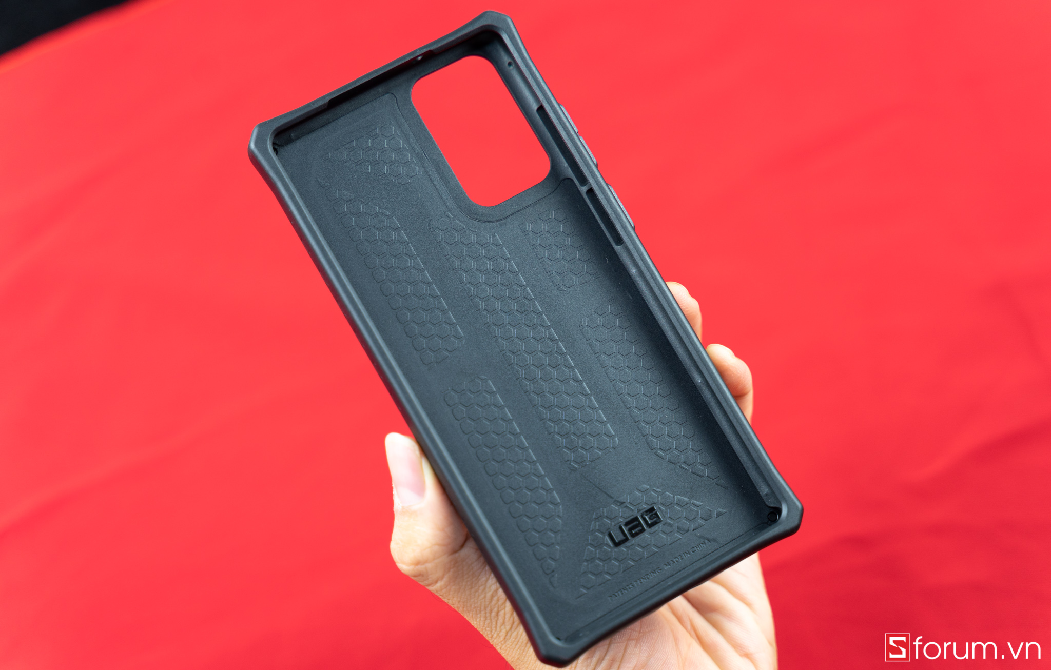 Trên tay bộ ốp lưng UAG dành riêng cho Galaxy Note 20 và Note 20 Ultra ...