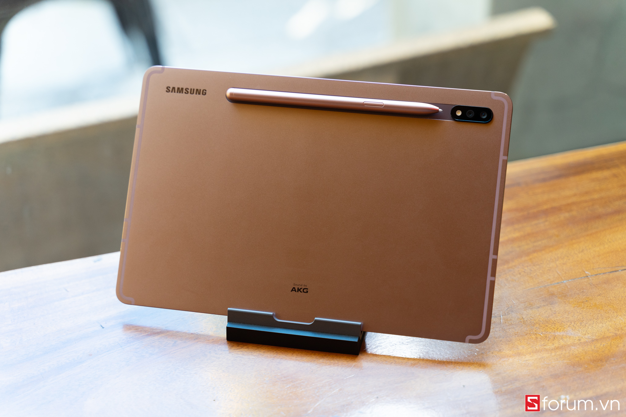 Trên tay Galaxy Tab S7, tablet Android đáng mua ở thời điểm hiện tại