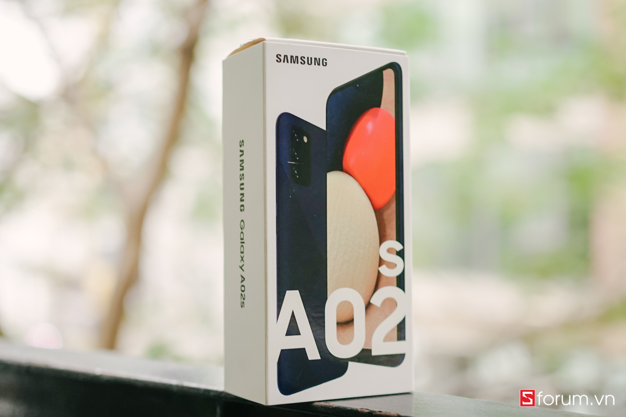 Trên tay Galaxy A02s: Thiết kế ổn, hiệu năng đủ dùng, pin trâu, giá chỉ ...