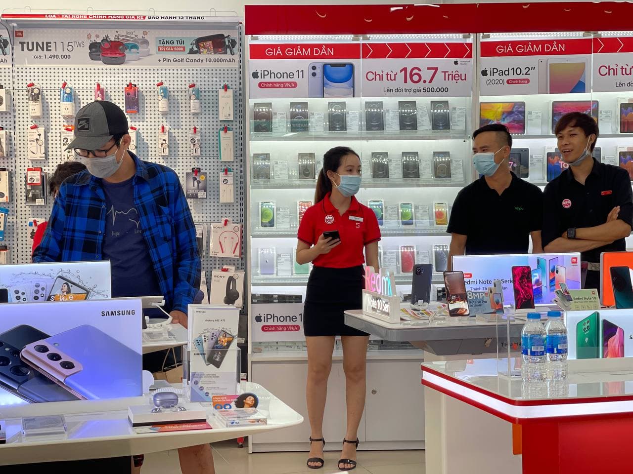 CellphoneS khai trương cửa hàng mới tại 93/8C Nguyễn Ảnh Thủ, phường ...