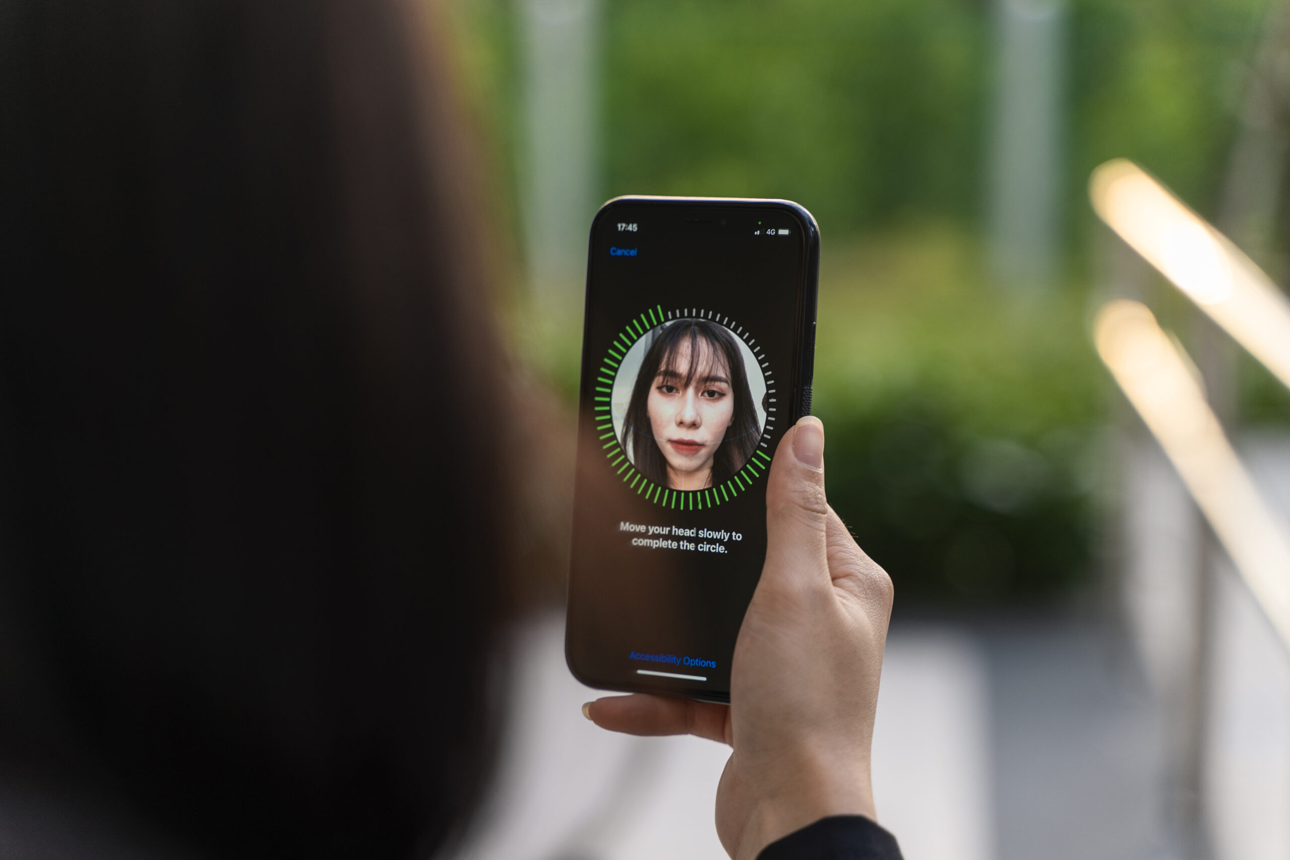 Face ID từng được xem là bảo mật nhất trên di động đang tỏ ra vô dụng ...