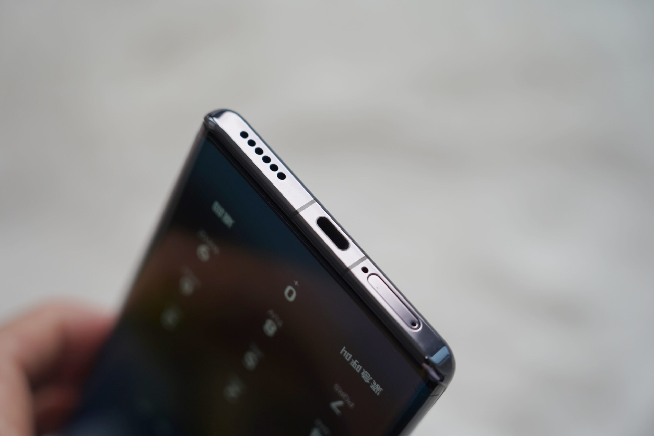 Trên tay Honor Magic 3: Smartphone giống Huawei nhất của Honor, chạy ...