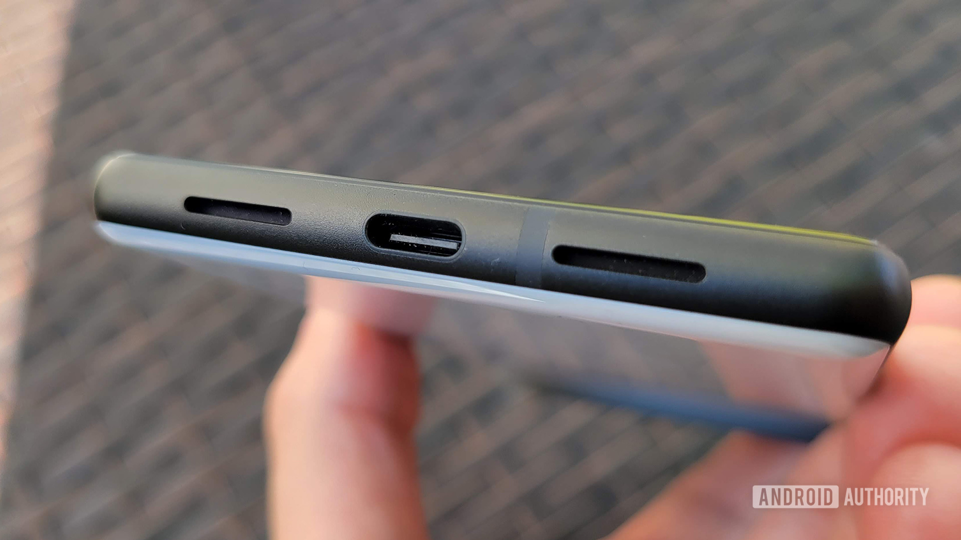 Trên tay Pixel 6 và 6 Pro: Sự lột xác hoàn toàn của Google!