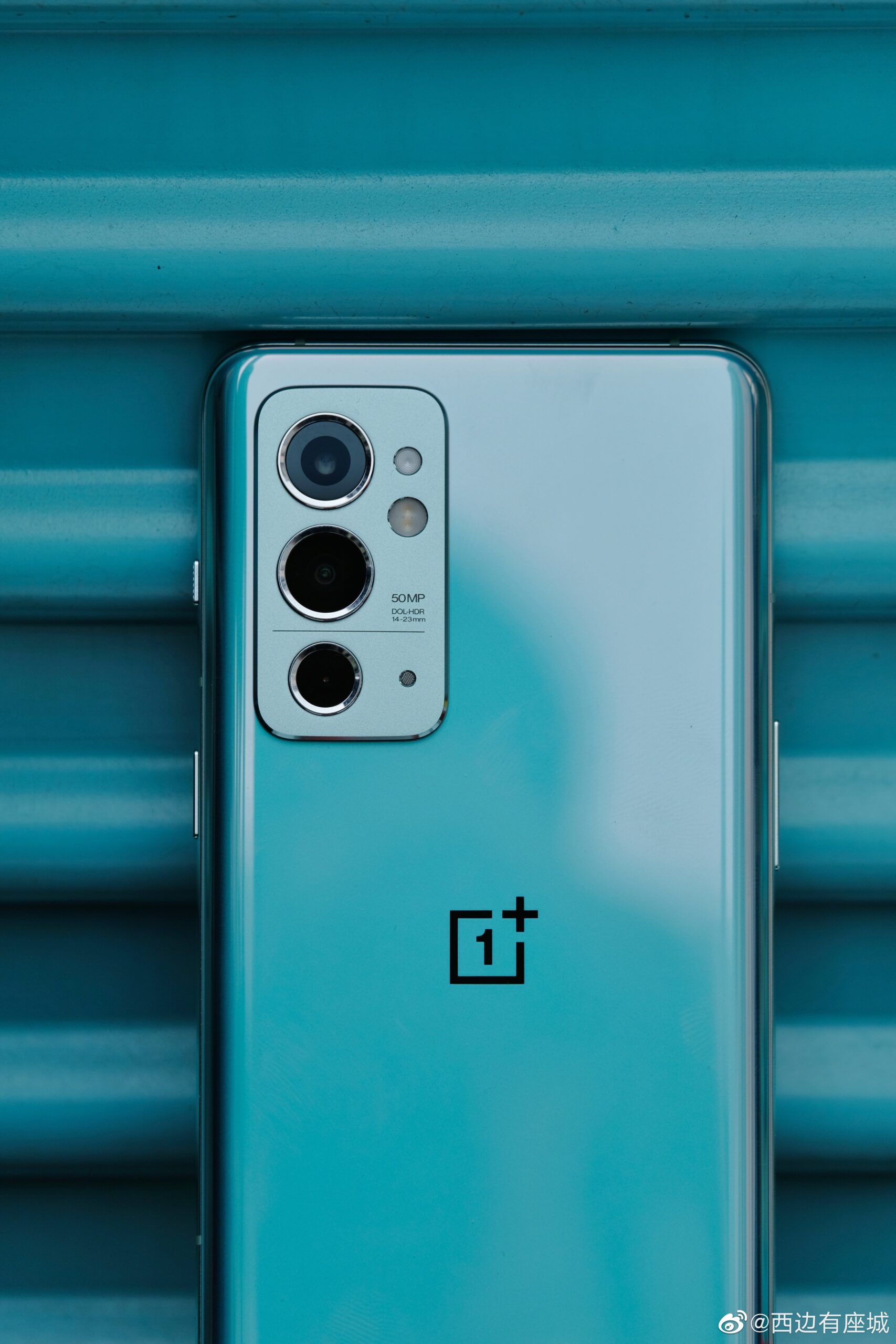 Đây là OnePlus 9RT phiên bản Genshin Impact đặc biệt, giá chỉ 13.5 ...