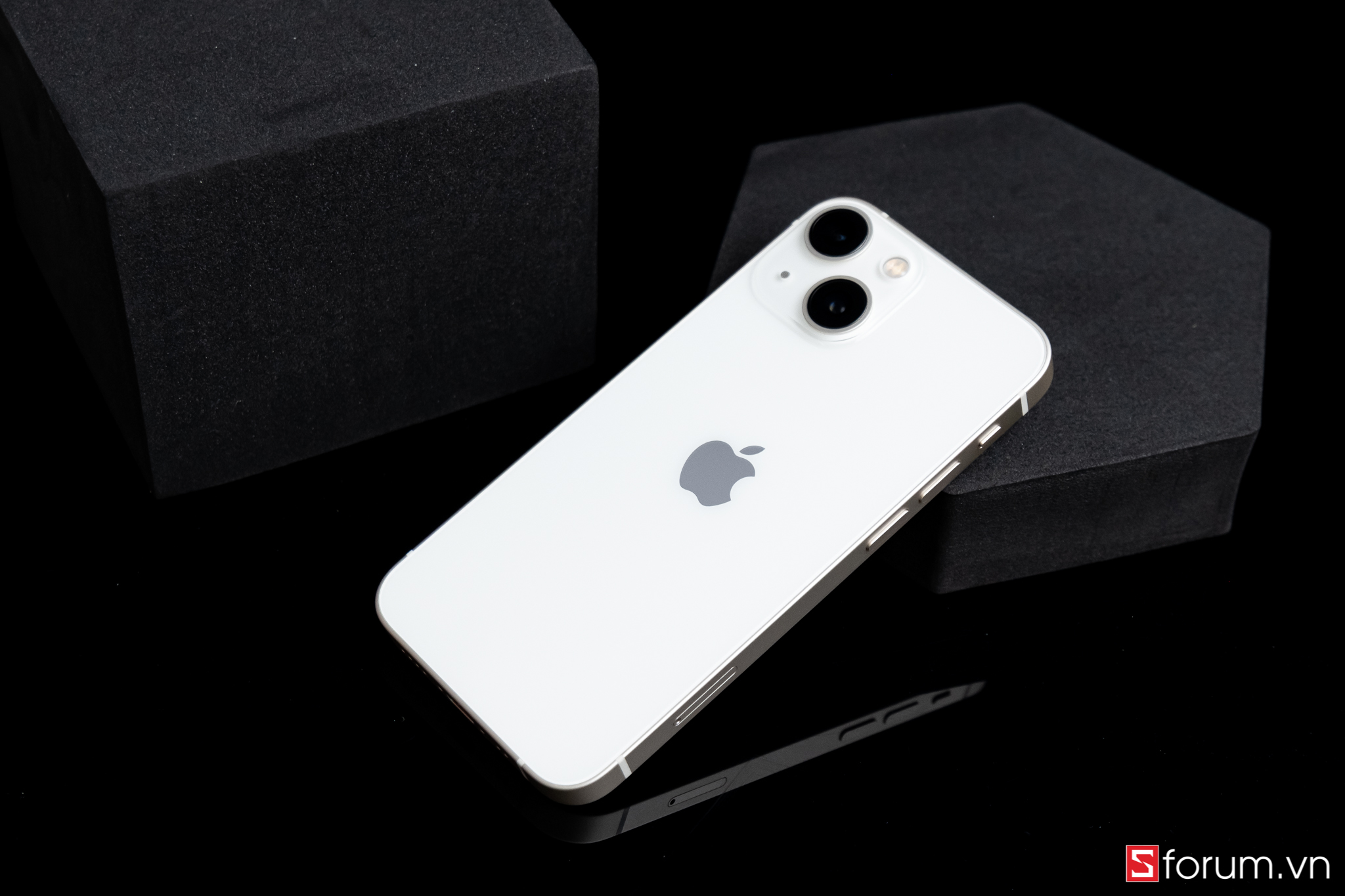 Đánh giá thời lượng pin và tốc độ sạc iPhone 13 mini: Pin đã quá ngon ...