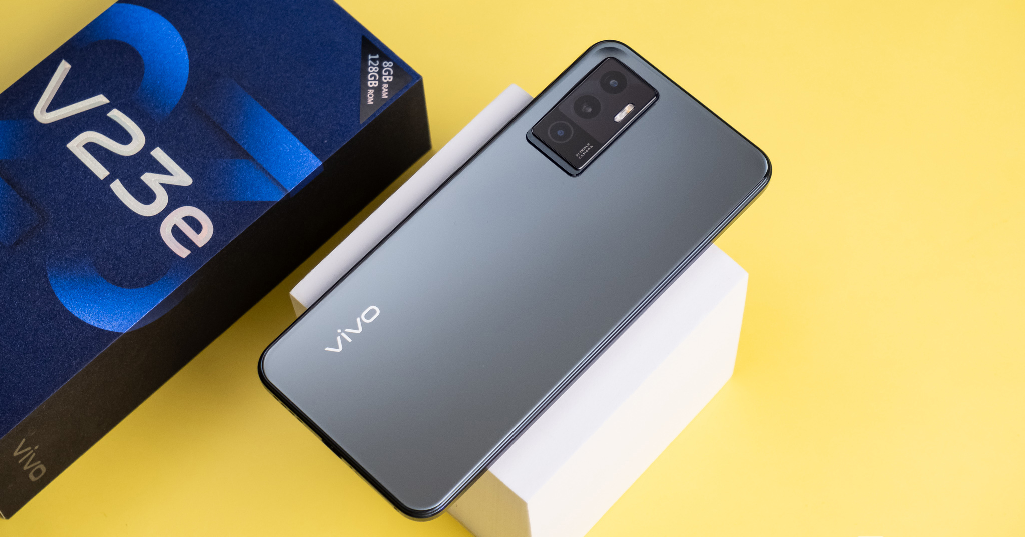 Đánh giá vivo V23e: Mỏng manh như Lan Ngọc, selfie tự nhiên, giá chưa ...