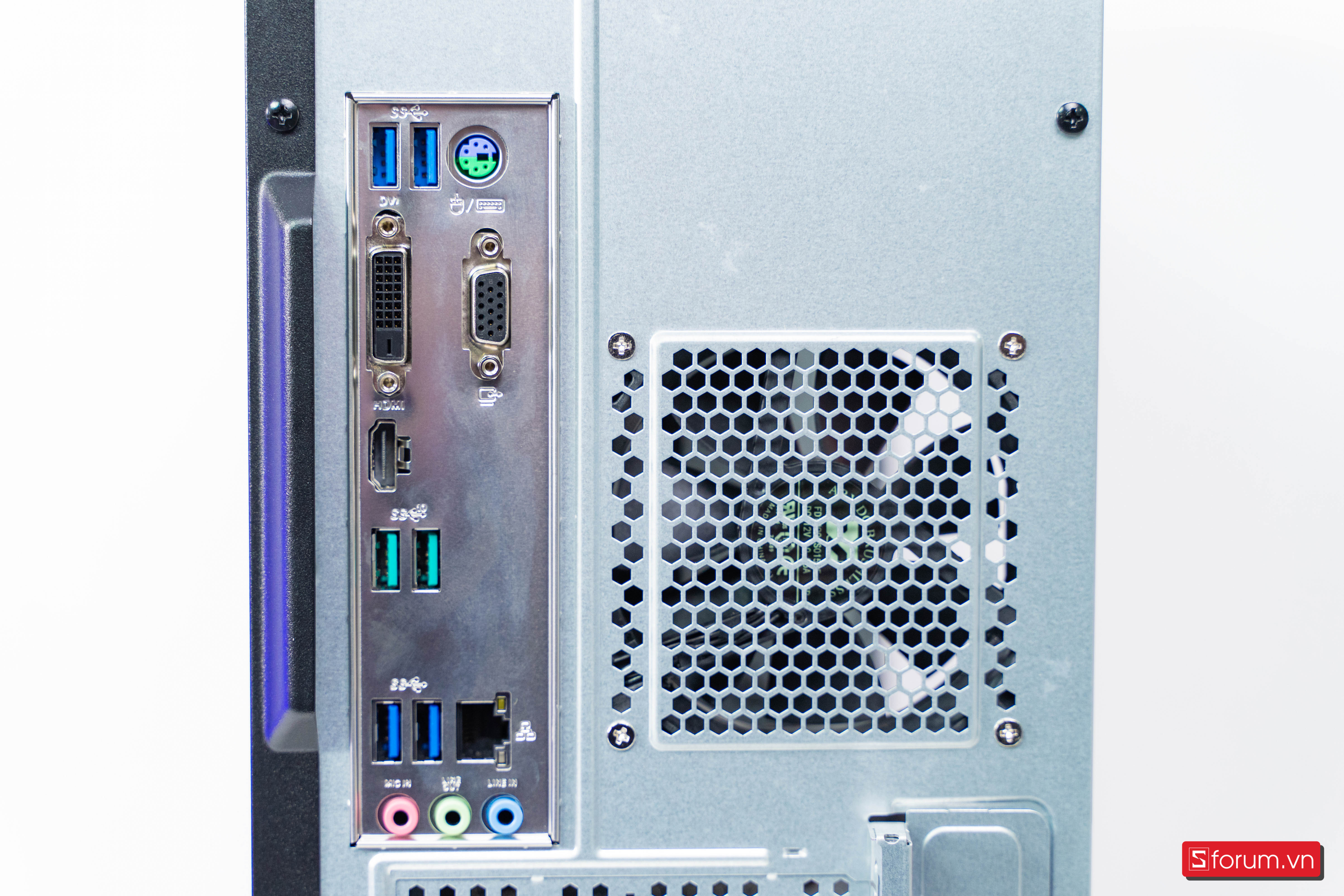 Trên tay, trải nghiệm nhanh PC Gaming ASUS ROG Strix G10DK: "Mì ăn liền ...