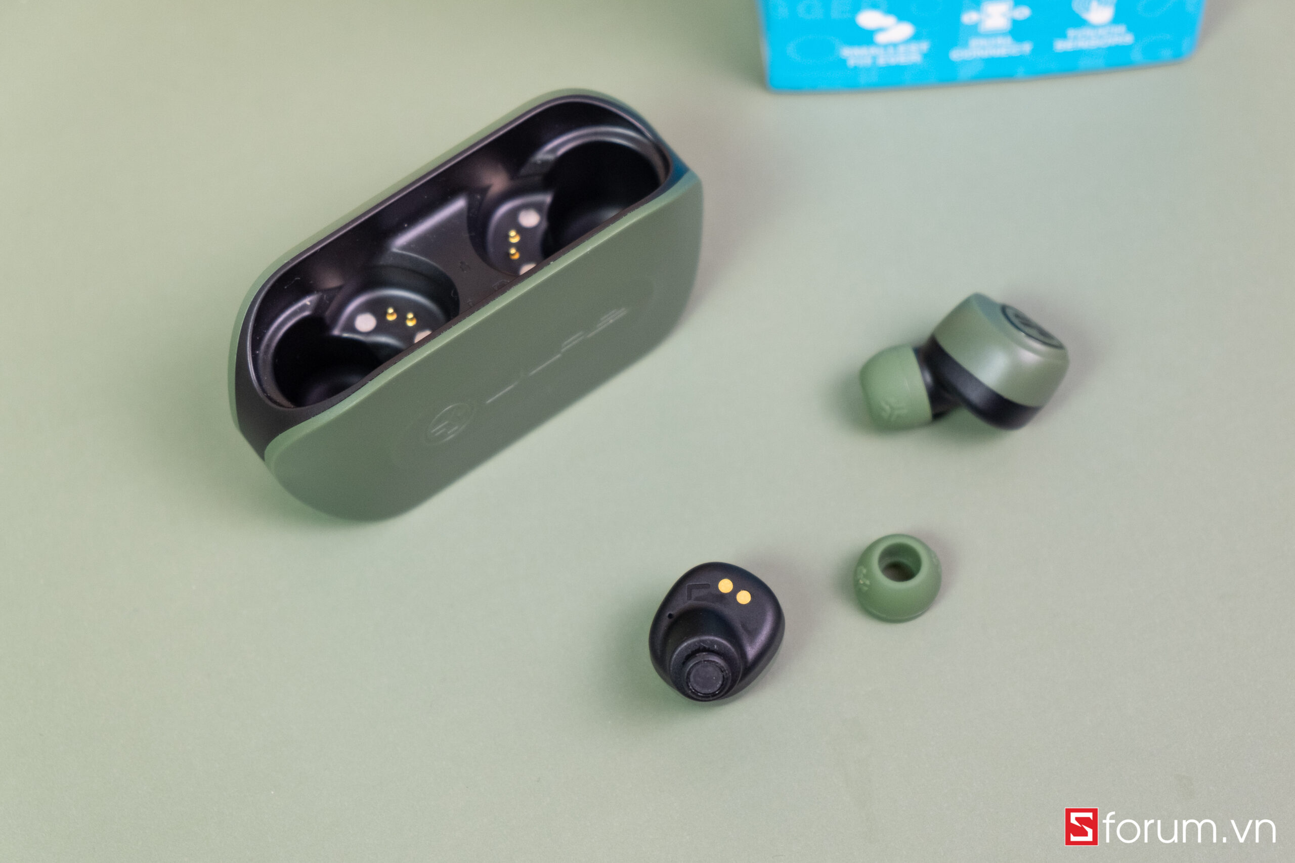 Trên tay JLab Go Air: Thương hiệu bán chạy nhất trên Amazon… do người ...