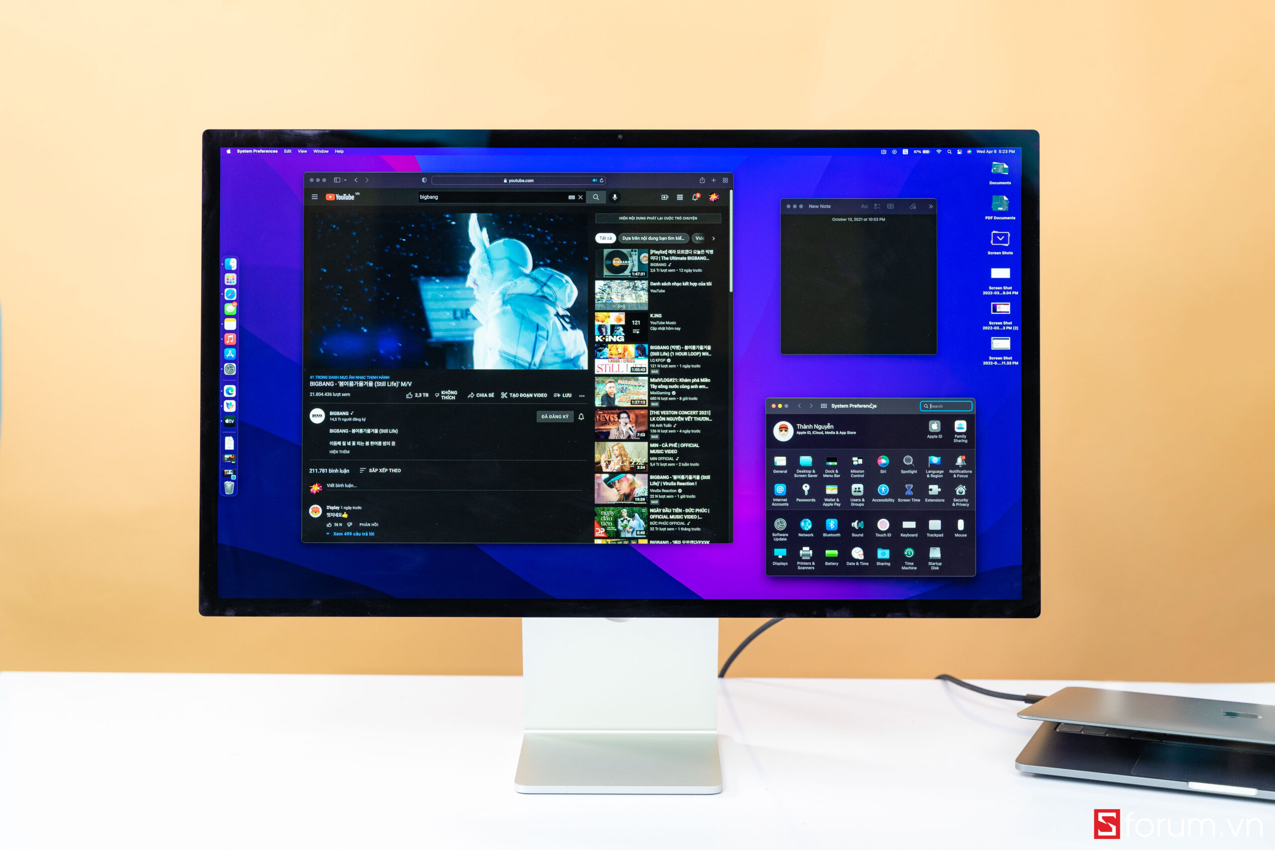 Cận cảnh màn hình Studio Display đầu tiên tại Việt Nam: Thiết kế tối ...