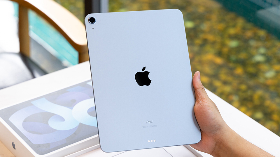 Apple bắt đầu bán iPad Air 4 refurbished với giá rẻ hơn lên tới hơn 2 ...