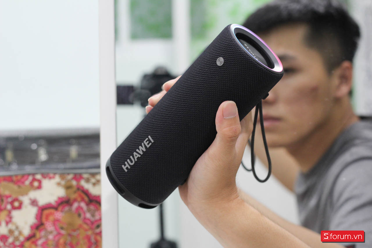 Trên tay loa di động HUAWEI Sound Joy: âm thanh sống động, công suất ...