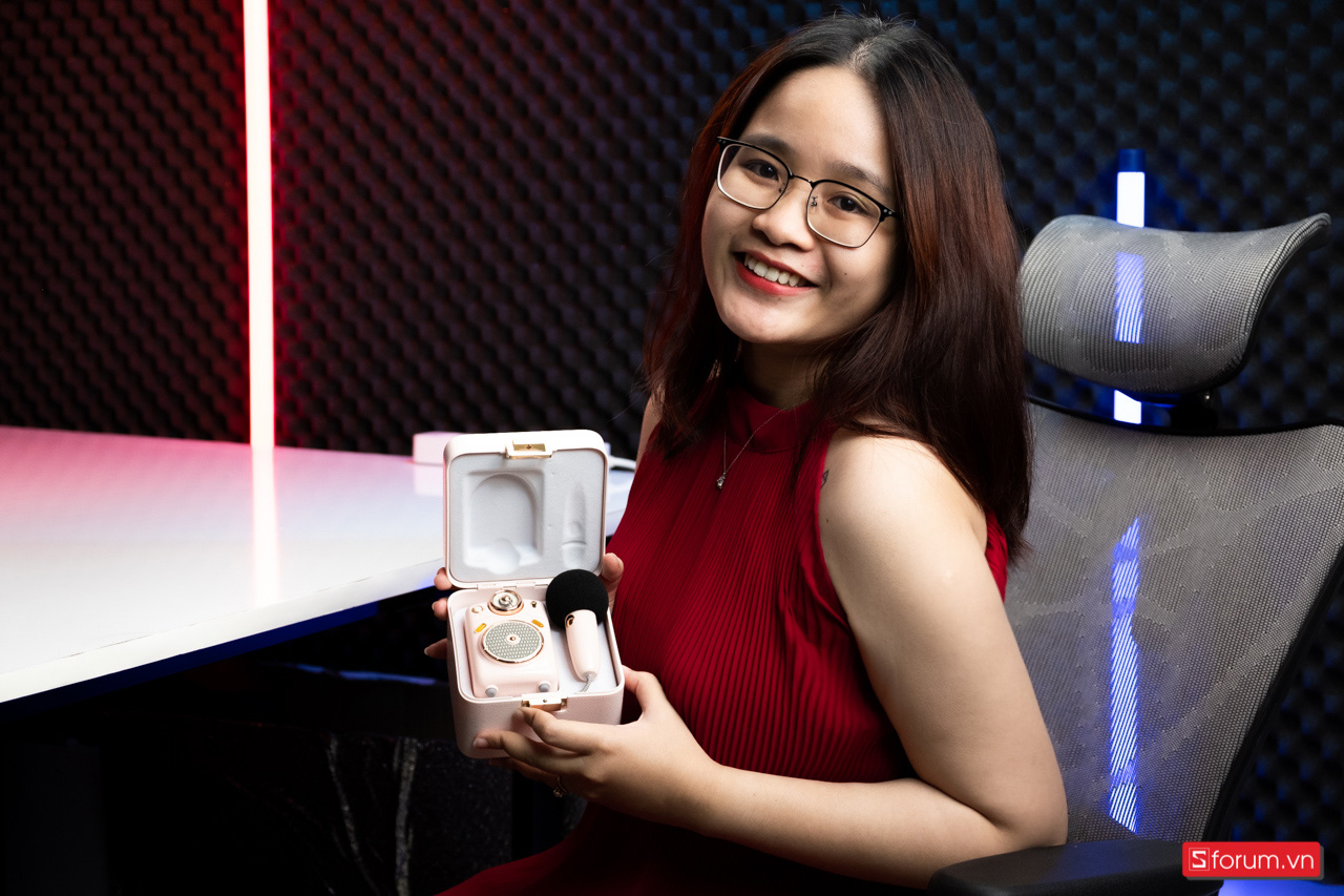 Trên tay Divoom Fairy OK màu hường pastel: Loa karaoke văn minh nhất ...