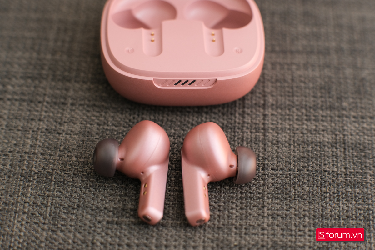 "Trên tai" JBL Live Pro 2: Tai nghe TWS giá chỉ 3.9 triệu hoàn thiện ngon, chất âm khá, chống ồn ...