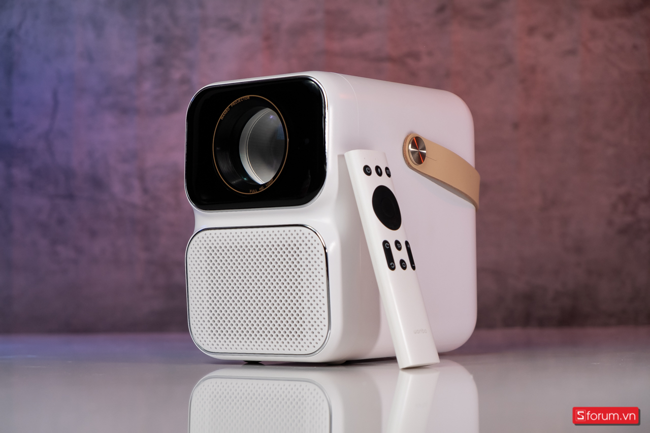 Trên tay máy chiếu Wanbo T6 Max: Tự lấy nét và căn hình khung hình, lên ...