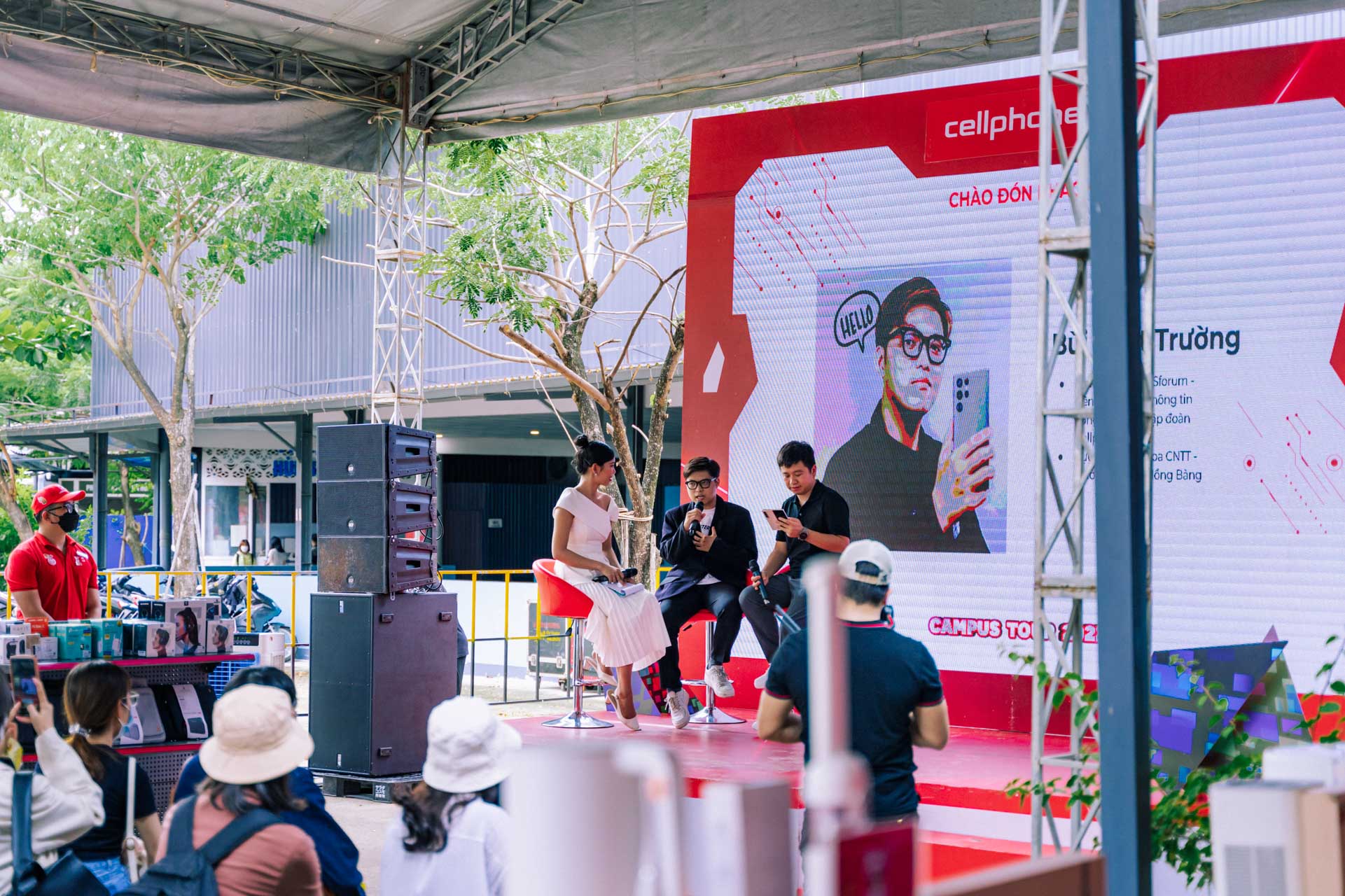 University Campus Tour 2022: Nhiều hoạt động, trải nghiệm thú vị tại Đại học Hoa Sen Thành Thái