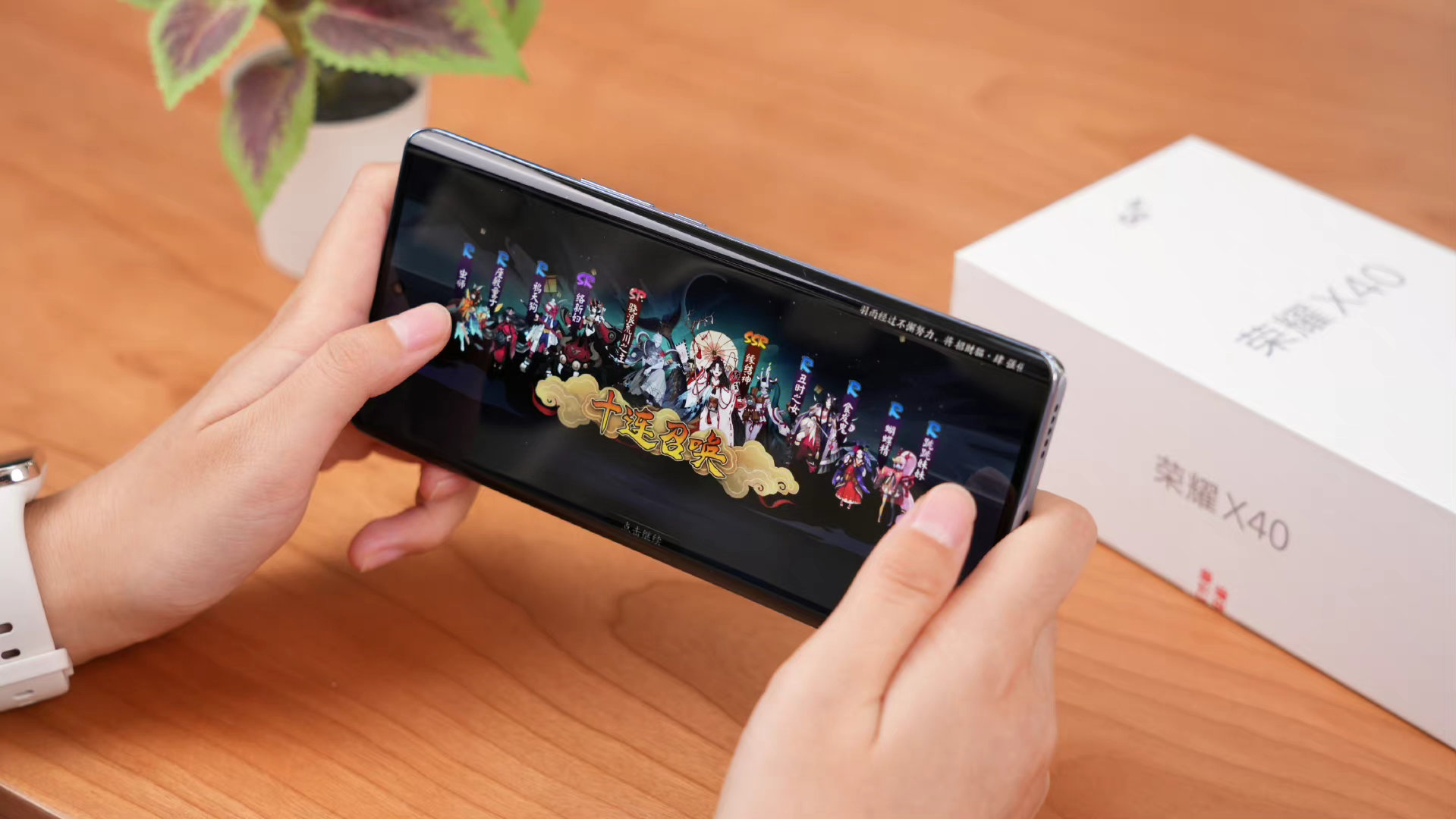 Trên tay Honor X40: Giá chỉ 4.9 triệu đồng nhưng có thiết kế đẹp, màn hình AMOLED 120Hz ...