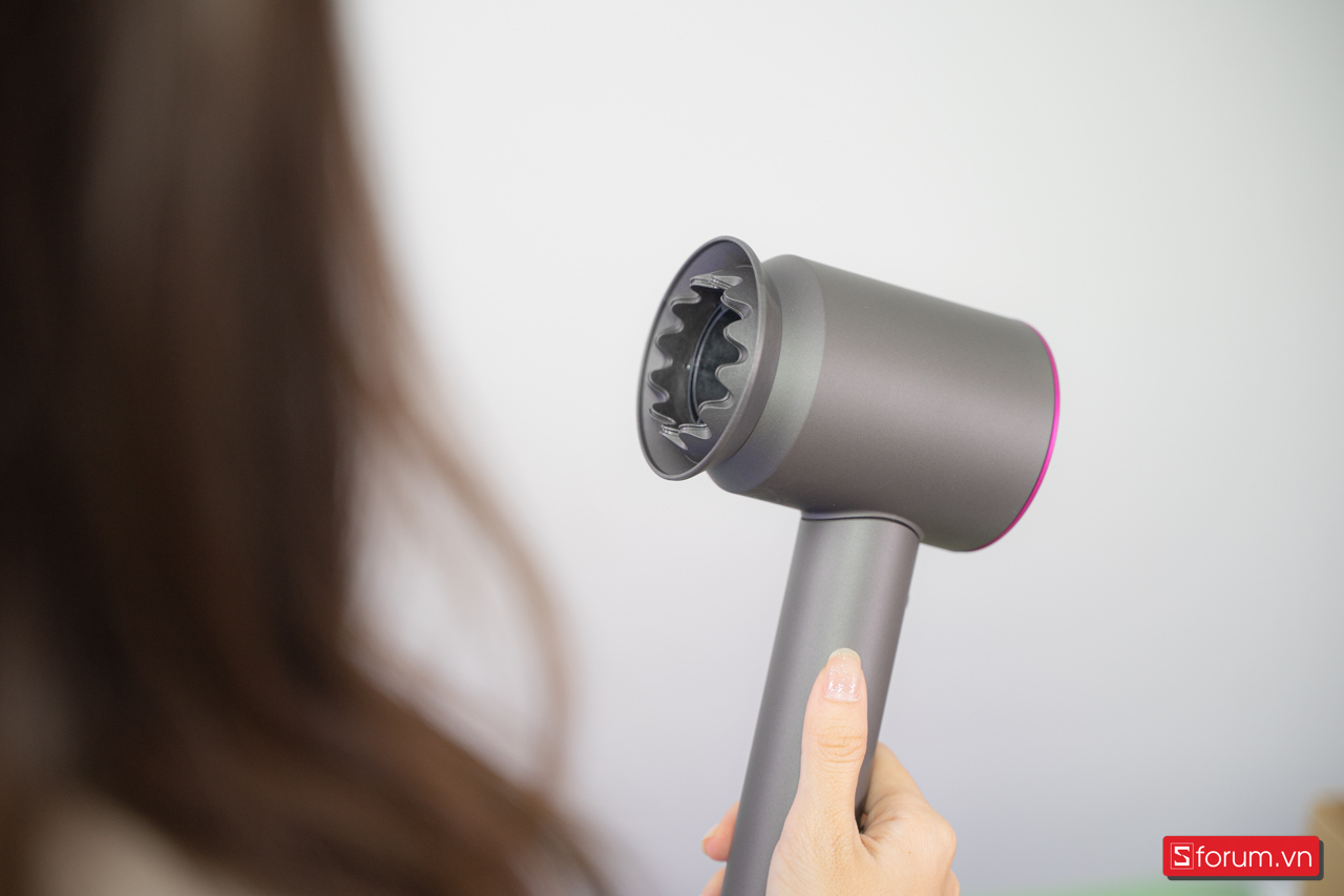 Mở hộp và trên tay Dyson Supersonic: Chiếc máy sấy tóc đến từ tương lai ...