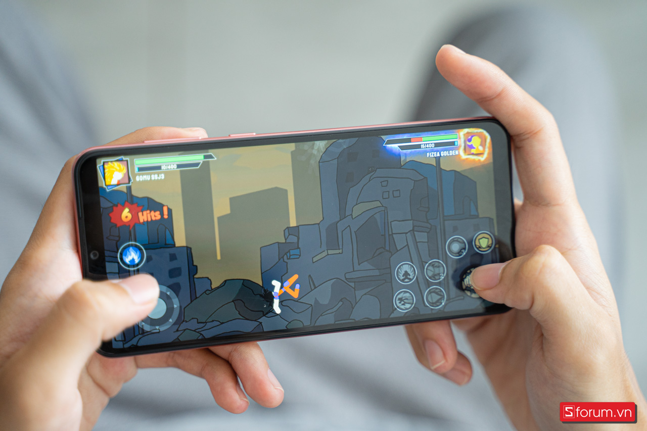 Trên tay Samsung Galaxy A04: Thiết kế đẹp, màn hình lớn 6.5 inch, pin ...