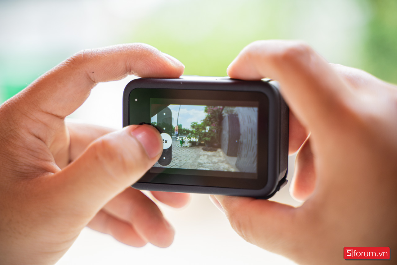 Trên tay GoPro Hero 11: Cảm biến lớn, chống rung ấn tượng, hỗ trợ quay ...