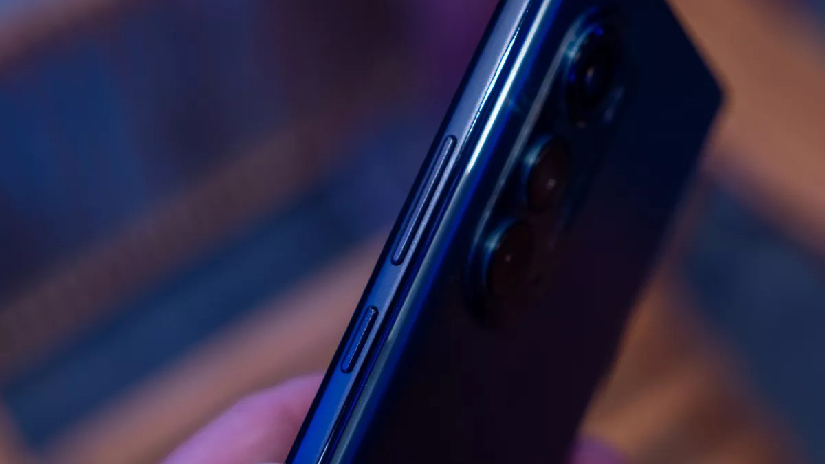 Đánh giá Motorola Moto Edge (2022): Đối thủ bất ngờ của Google Pixel 6 ...