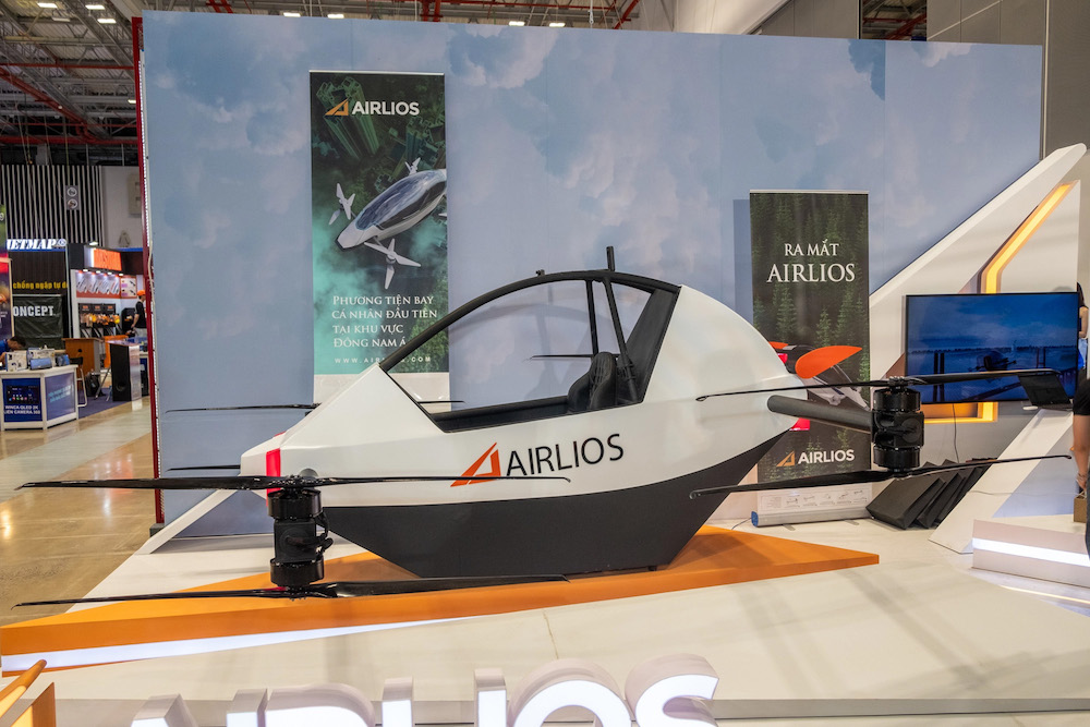 Xe bay do start-up Việt Nam chế tạo được chào bán với giá hơn 2 tỷ đồng