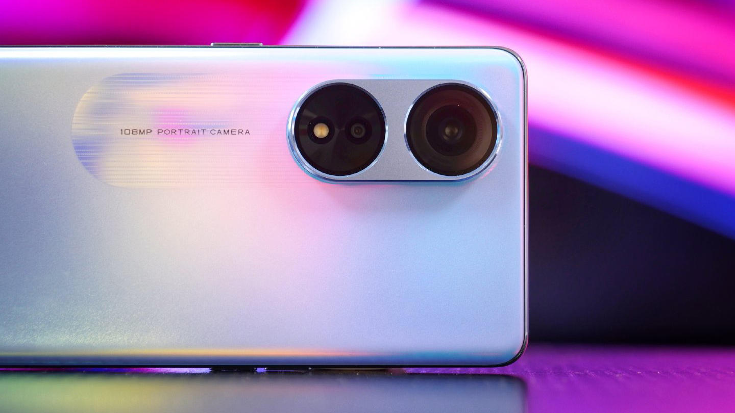 Trên tay OPPO A1 Pro: Smartphone giá chỉ hơn 6 triệu có màn hình cong ...