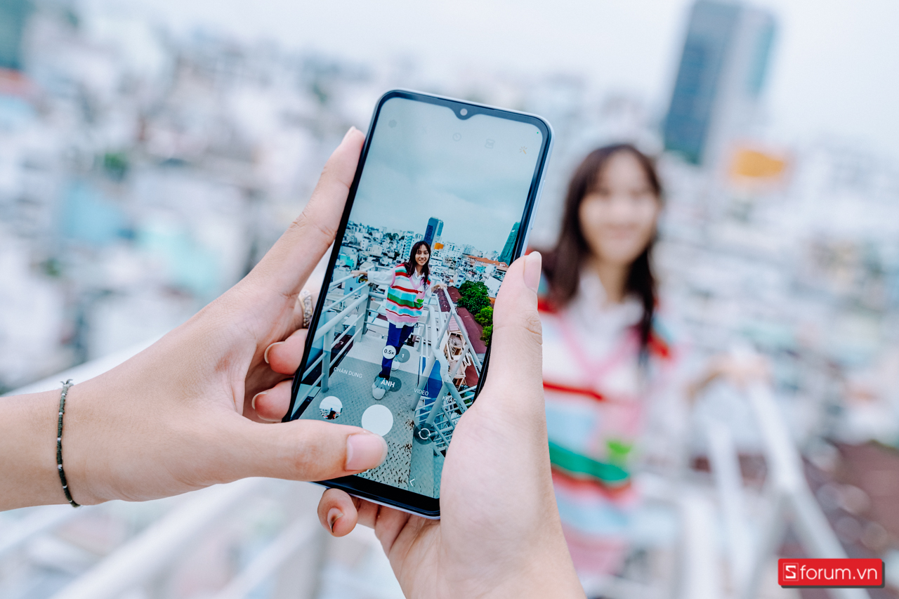 Chinh phục mọi góc ảnh đẹp với hệ thống camera chất lượng trên Galaxy ...