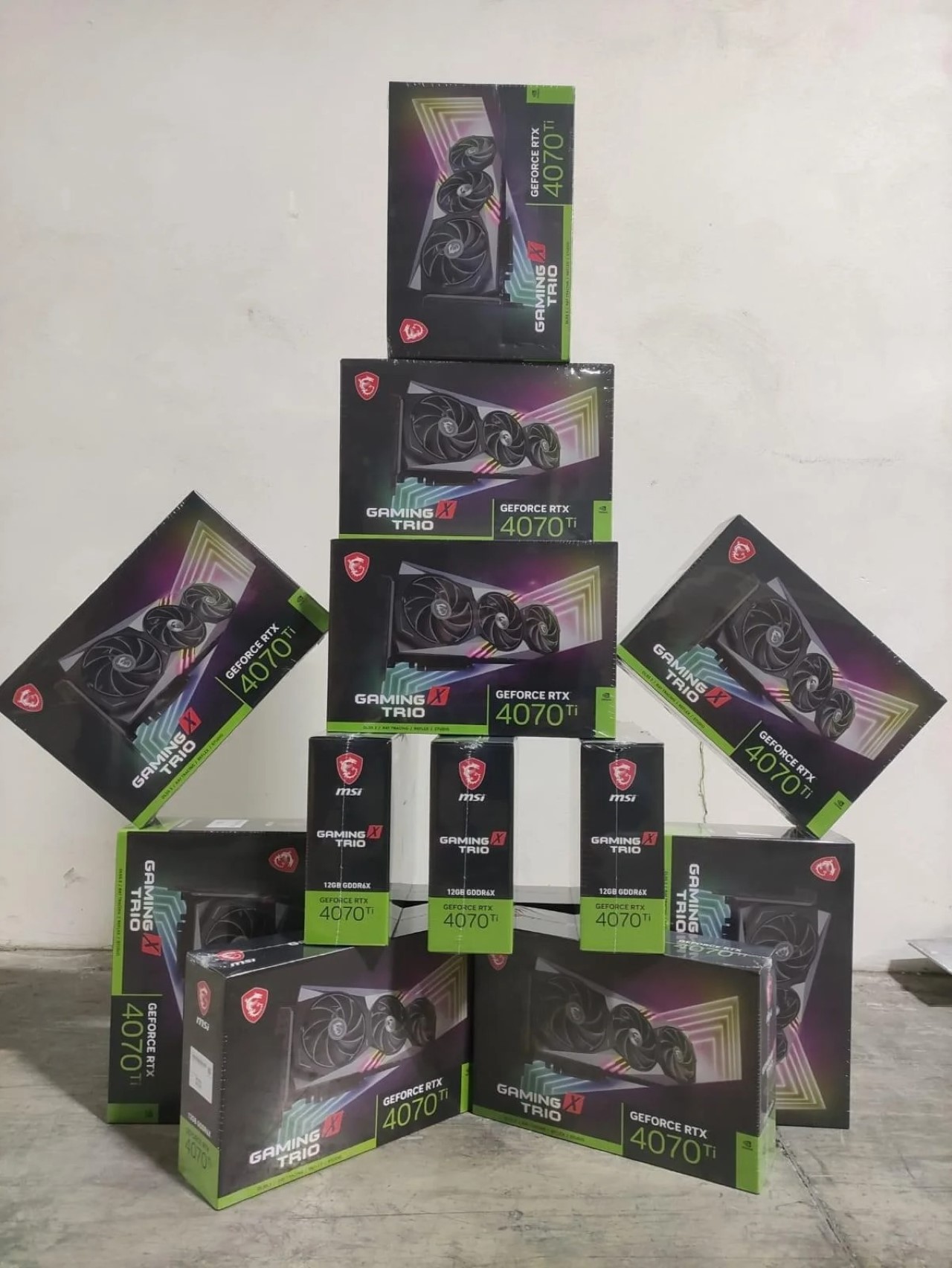 Rò rỉ mức giá lên đến hơn 23.6 triệu đồng cho RTX 4070 Ti tại thị ...